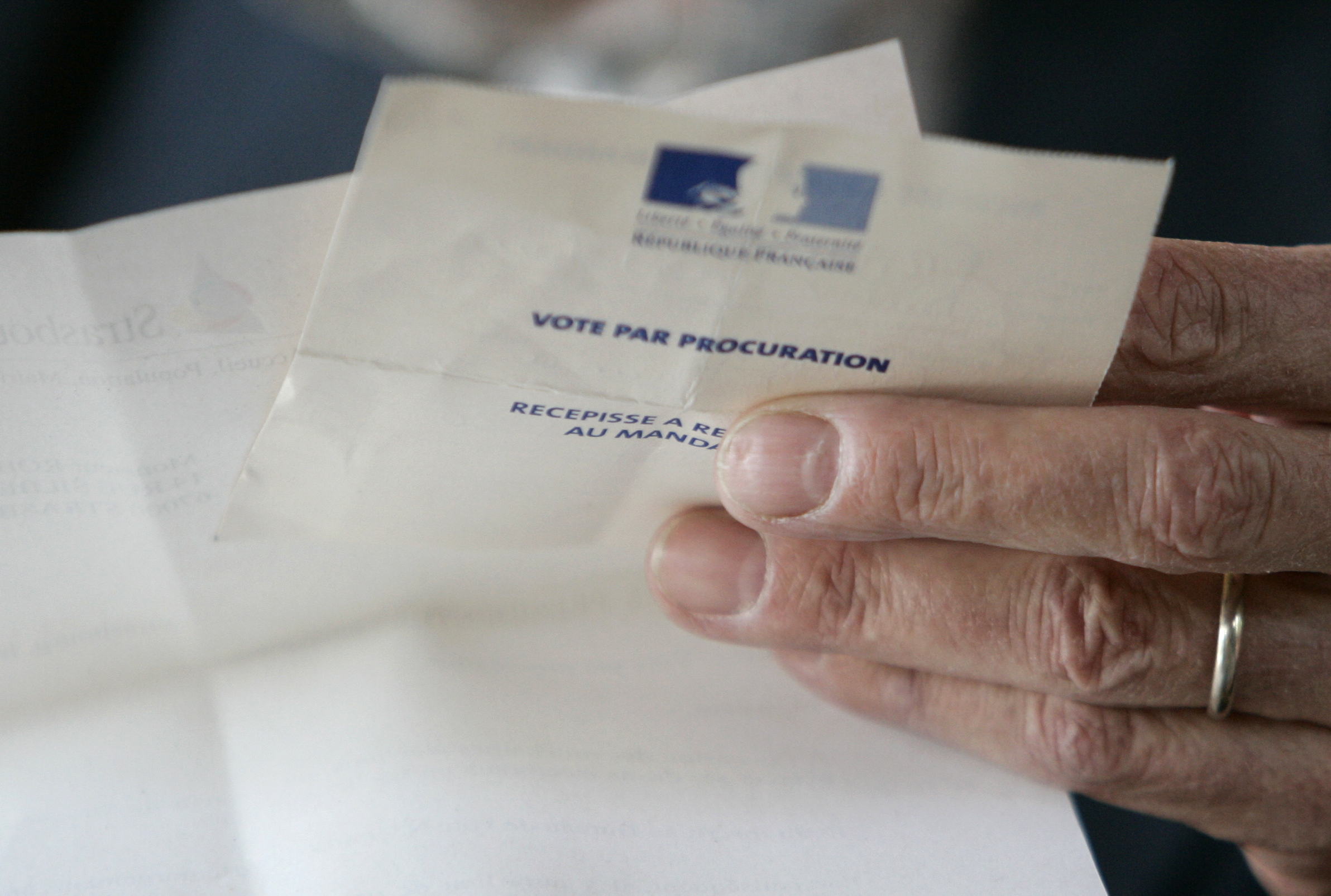 Elections législatives : comment voter par procuration ? | Merci pour l ...